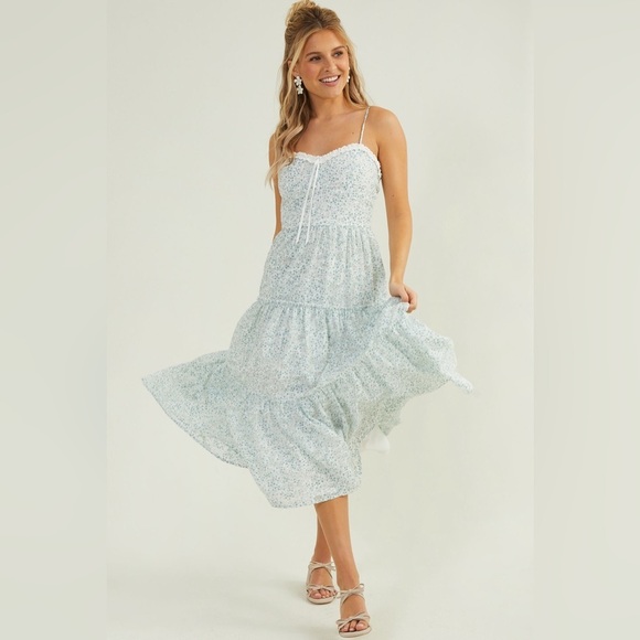 Altar'd State | Dresses | New With Tags Altard State Julie Floral Midi ...